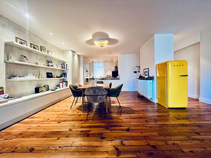 Appartement à vendre - BayonneBayonaBaiona, Centre-ville, Hôtel de Ville - 4 pièces - 3 chambres