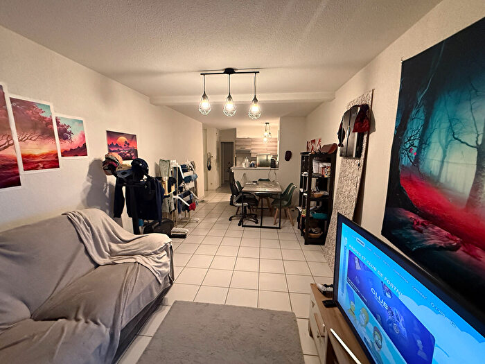 Appartement à vendre - Périgueux, Centre-ville, La Gare, Saint-Martin - 3 pièces - 2 chambres