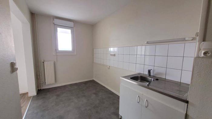 Cité Bretonnie-Chatelet-Favieres-Conches, Montluçon : Appartement 3 pièces à louer
