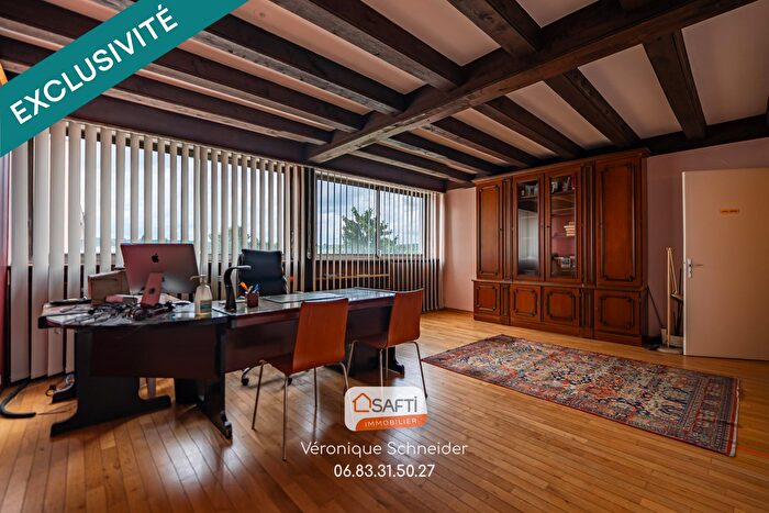 Appartement à vendre - Sarreguemines, Centre-ville - 6 pièces - 3 chambres