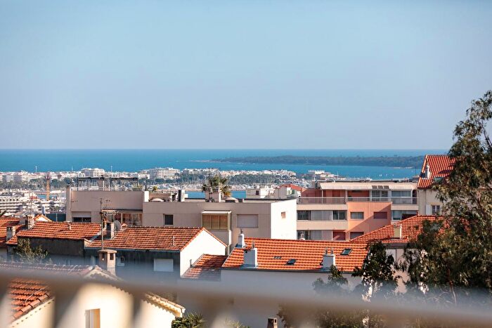 Appartement à vendre - Cannes, Petit Juas - 3 pièces - 2 chambres