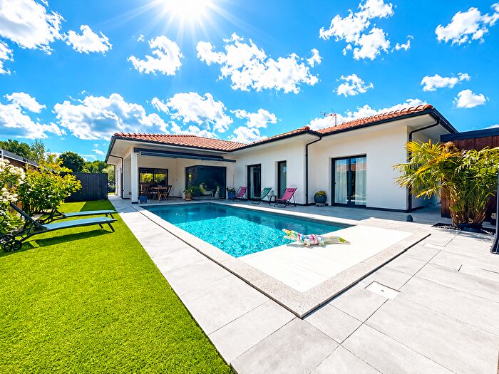 Maison 6 pièces à vendre à Mios