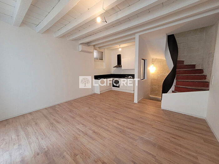 Maison à vendre - Arles, Centre-ville - 3 pièces - 2 chambres