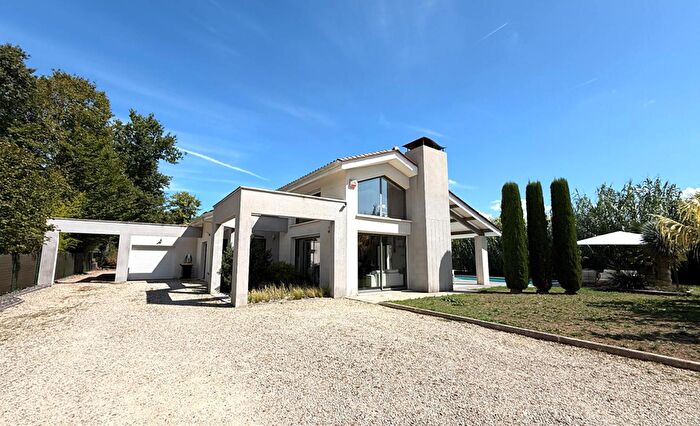 Maison à vendre - Fléac - 7 pièces - 5 chambres