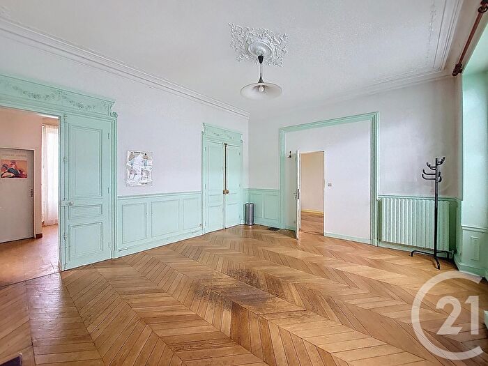 Appartement à vendre - Corbeil-Essonnes, Centre-ville - 2 pièces - 1 chambre