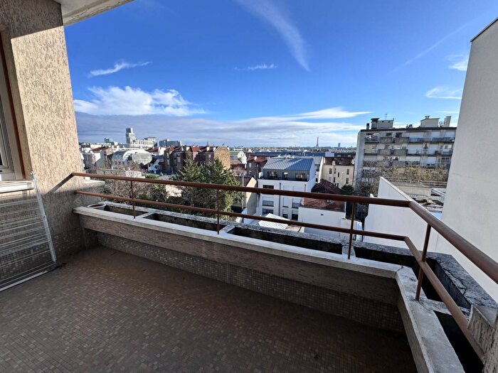 Appartement à louer - Suresnes - 3 pièces - 2 chambres