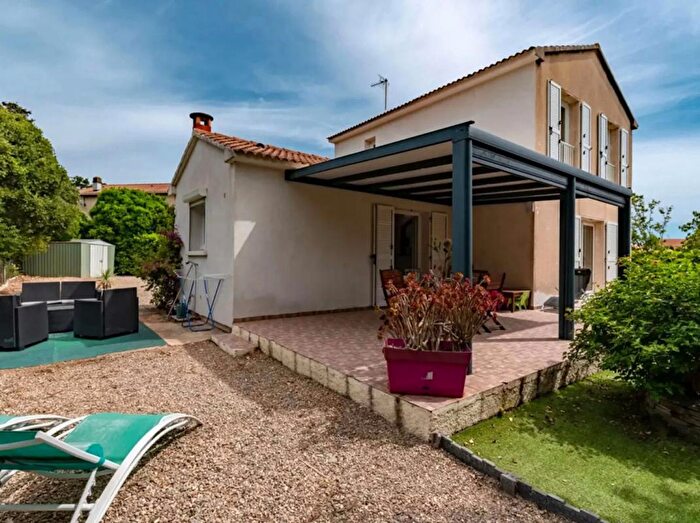 Maison à vendre - Cervione - 4 pièces - 3 chambres