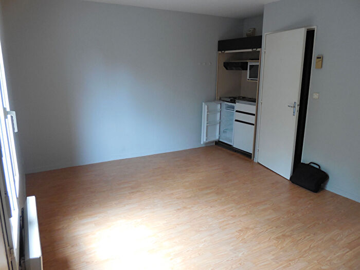 Appartement à louer - Angers, Doutre, Saint-Jacques - 1 pièce