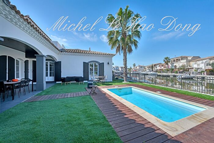 Maison à vendre - Aigues-Mortes - 5 pièces - 4 chambres