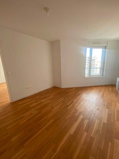 Appartement 2 pièces à Gambetta, Courbevoie, à louer
