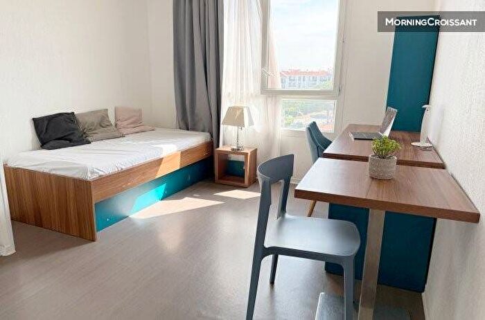 Appartement à louer - Moulin à Vent-Vertefeuille, Perpignan - 1 pièce