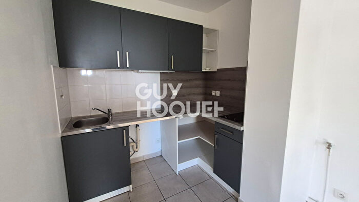 Appartement 2 pièces à louer à Vénissieux, Joliot Curie