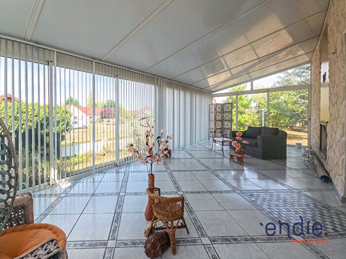 Maison à vendre - Bessay-sur-Allier - 7 pièces - 4 chambres