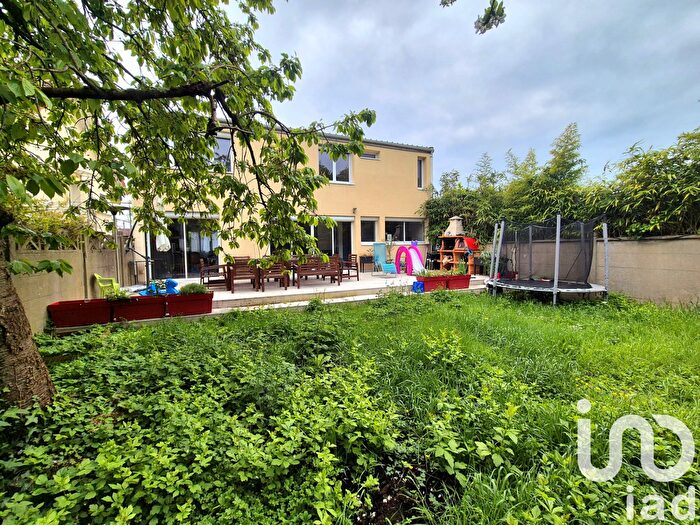 Maison à vendre - Créteil, Val de Brie - 4 pièces - 4 chambres