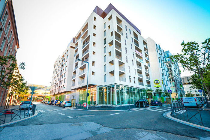 Appartement à vendre - Marseille e , Saint-Lazare - 2 pièces - 1 chambre