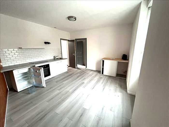 Appartement à louer - Cholet, Lorraine - 2 pièces - 1 chambre