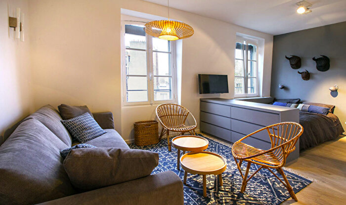 Appartement à vendre - Issy-les-Moulineaux, Centre-ville, Corentin Celton, Les Varennes - 1 pièce - 1 chambre