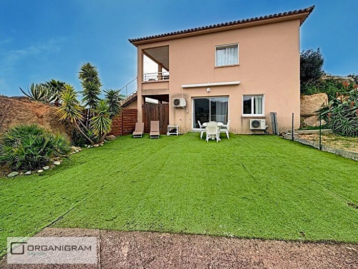 Appartement à louer - Albitreccia - 2 pièces - 1 chambre