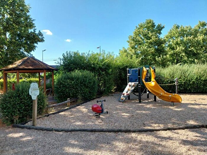 Vignes Rouges-Verottes, Beaune : Appartement 4 pièces à louer