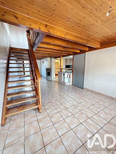 Appartement à vendre - Bellegarde-sur-Valserine - 3 pièces - 2 chambres