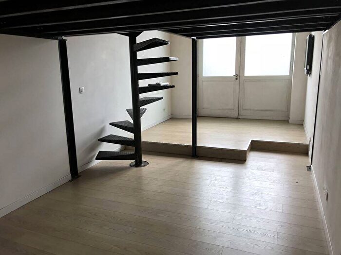 Appartement à louer - Lyon ème arrondissement - 2 pièces - 1 chambre