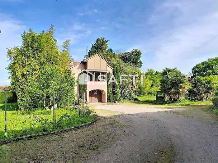 Maison à vendre - Crêches-sur-Saône - 5 pièces - 3 chambres