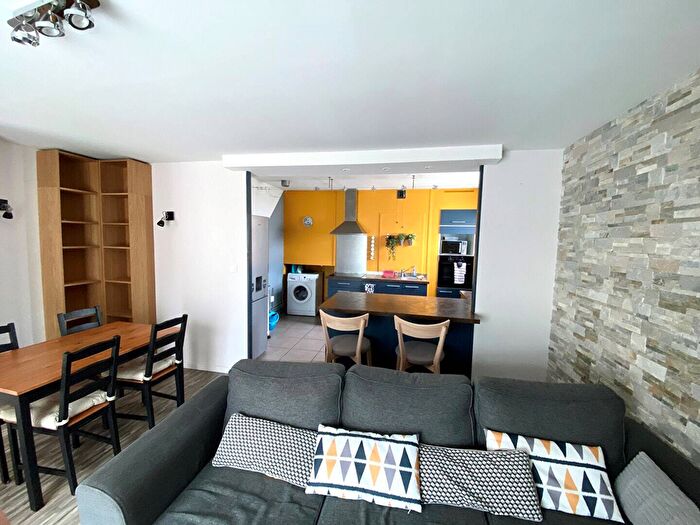 Appartement 3 pièces à louer - Coteaux, Floirac