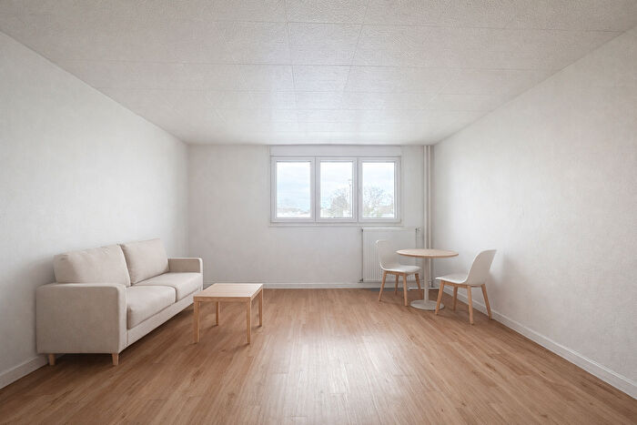 Appartement à vendre - Chilly-Mazarin, Nord - 2 pièces - 1 chambre