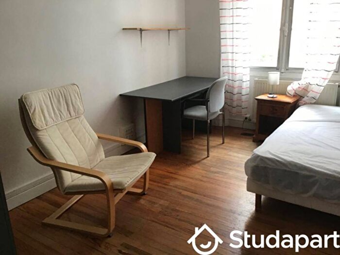 Appartement à louer - Championnet-Caserne de Bonne, Grenoble - 3 pièces