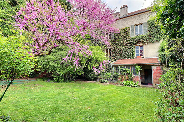 Maison à vendre - Marly-le-Roi, Montval, Côteaux - 7 pièces - 2 chambres