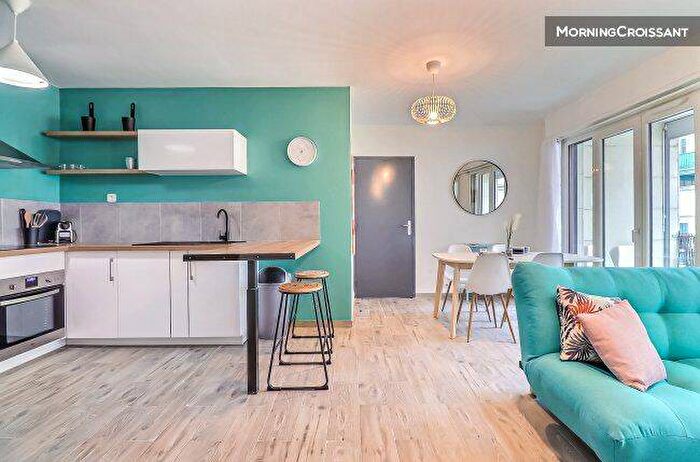 Appartement 1 pièce à Esplanade, Nîmes, à louer