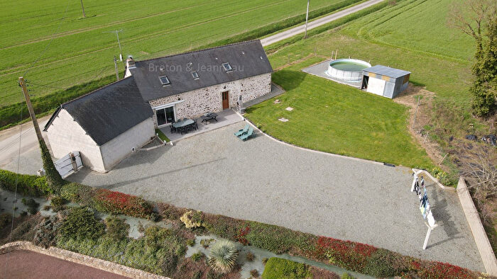 Maison à vendre - Javron-les-Chapelles - 7 pièces - 5 chambres