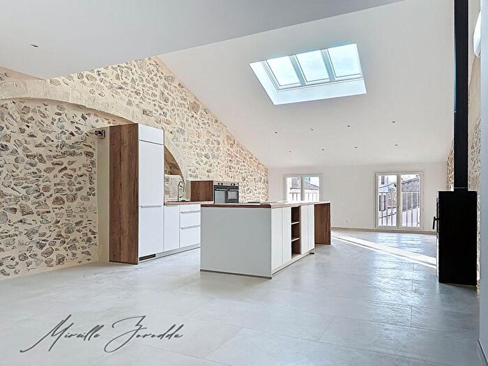 Maison à vendre - Jonquières-Saint-Vincent - 5 pièces - 3 chambres