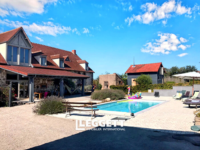 Maison à vendre - Beaune-dAllier - 10 pièces - 6 chambres