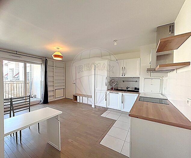 Appartement 3 pièces à Villeneuve-la-Garenne, Est, à louer