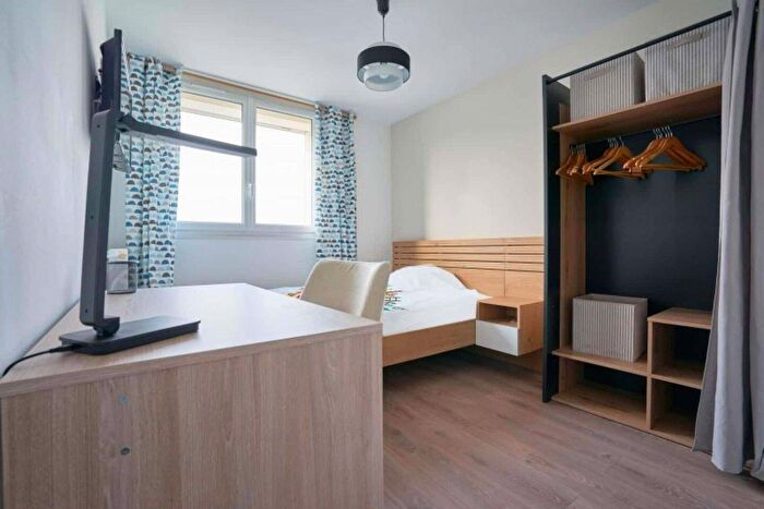 Barbâtre-Saint Remy-Verrerie, Reims - Appartement 1 pièce à louer