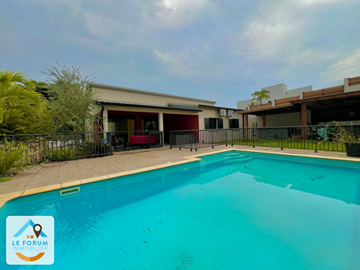 Maison à vendre - Saint-Pierre - 4 pièces - 3 chambres