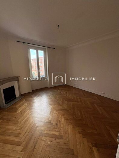 Appartement à louer - Libération, Nice - 3 pièces