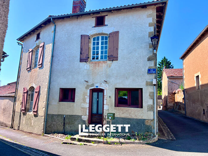 Maison à vendre - Le Vigeant - 6 pièces - 4 chambres