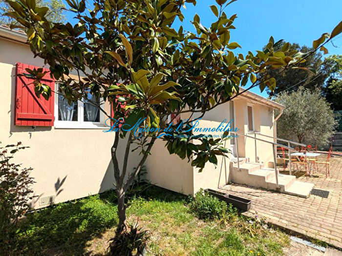 Maison à vendre - Saint-Théodorit - 4 pièces - 3 chambres