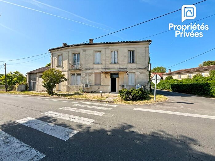 Maison à vendre - Saugon - 6 pièces - 5 chambres