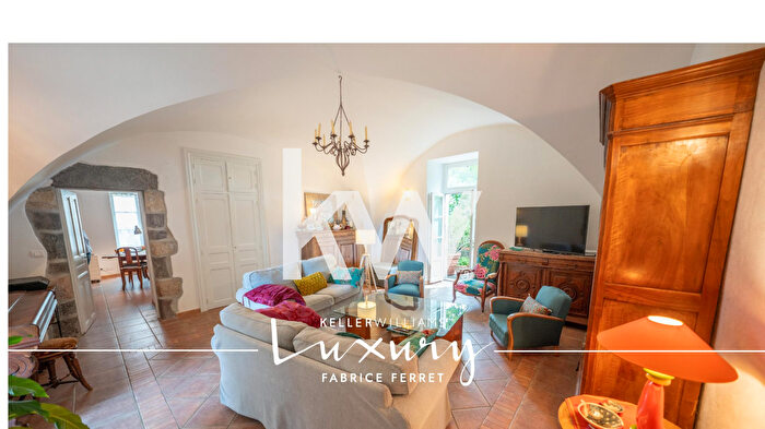 Maison à vendre - Romagnat - 9 pièces - 5 chambres