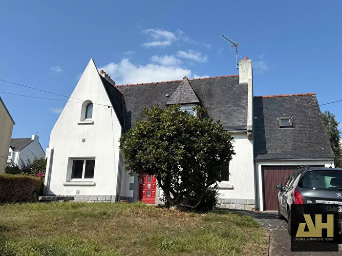 Maison à louer - Brest, Kérinou, Saint-Luc - 6 pièces - 4 chambres