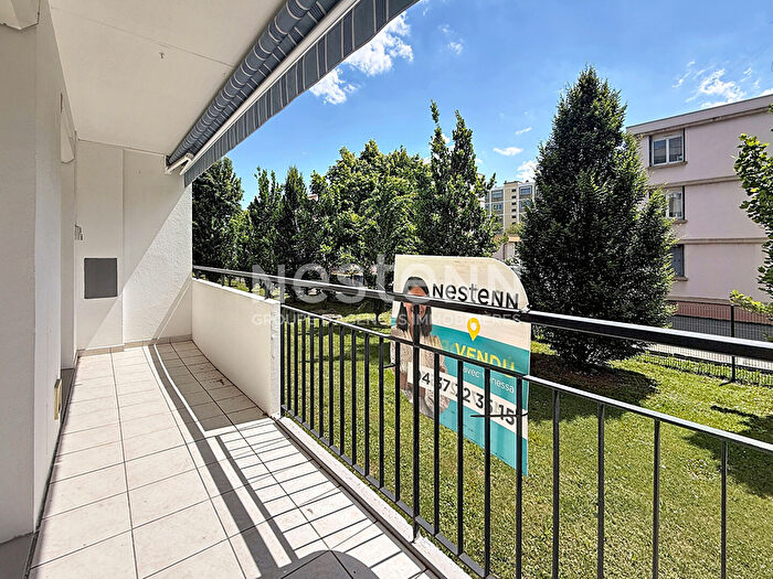 Bron, Porte des Alpes - Appartement 2 pièces à louer