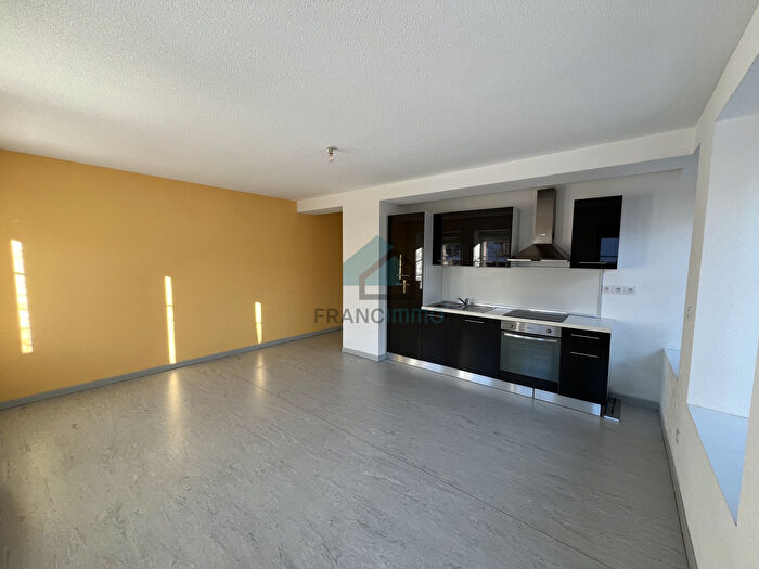 Appartement à louer - Maîche - 2 pièces - 1 chambre