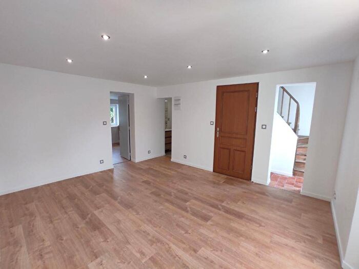 Appartement à louer - Baugé-en-Anjou - 3 pièces - 2 chambres