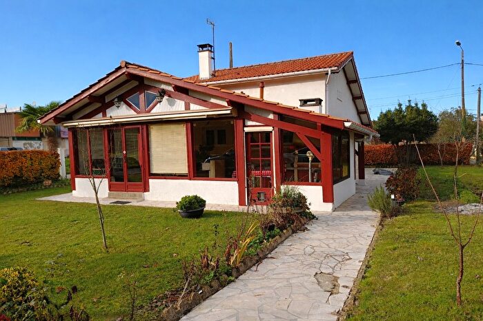 Maison à vendre - Aire-sur-lAdour - 4 pièces - 3 chambres