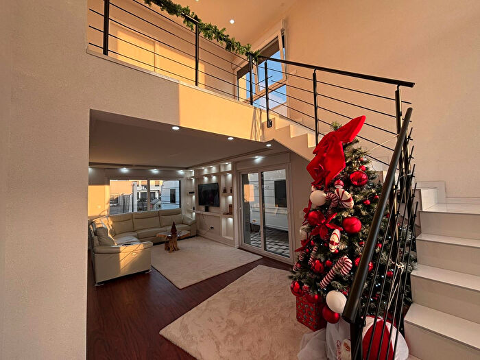 Maison à vendre - Bollwiller - 5 pièces - 3 chambres