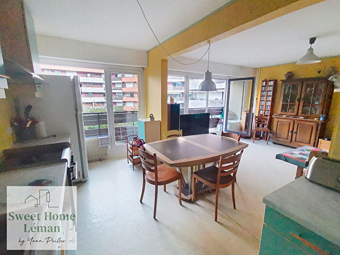 Appartement à vendre - Thonon-les-Bains, Est - 4 pièces - 3 chambres