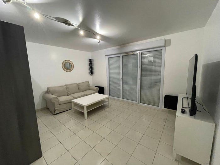 Appartement 2 pièces à Villeurbanne, à louer